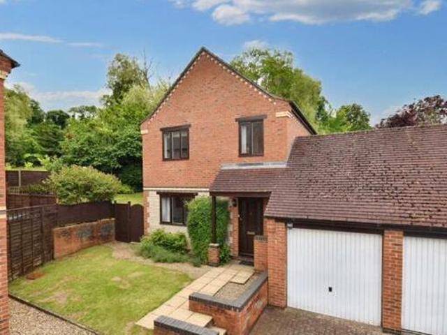 Manor Court, Middleton, 3 Bedroom Link