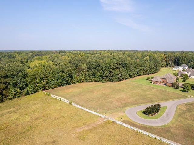 Manor Cove, Eads, TN 38028 | MLS #10207 | Compass