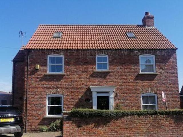 Manor Close, Hemingbrough, 5 Bedroom Detached