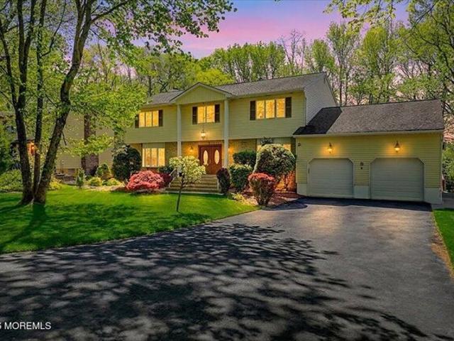 Manor Ct, Manalapan, Home For Sale