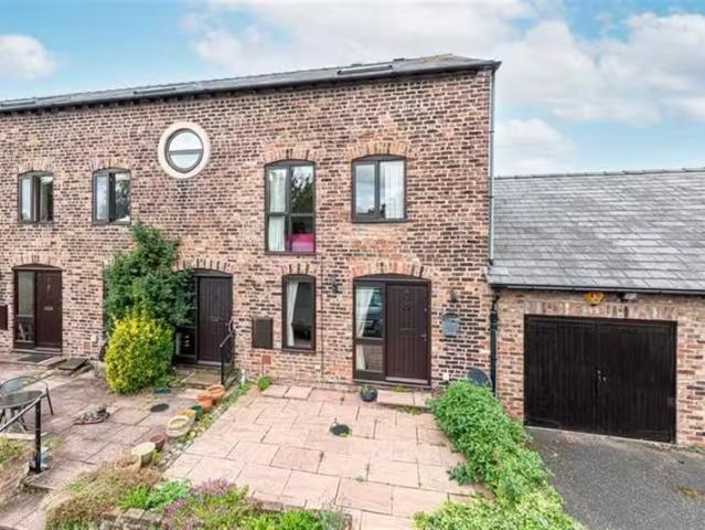 Manor Farm Court, Langdale Way, Frodsham, 3 bedroom, End Terrace