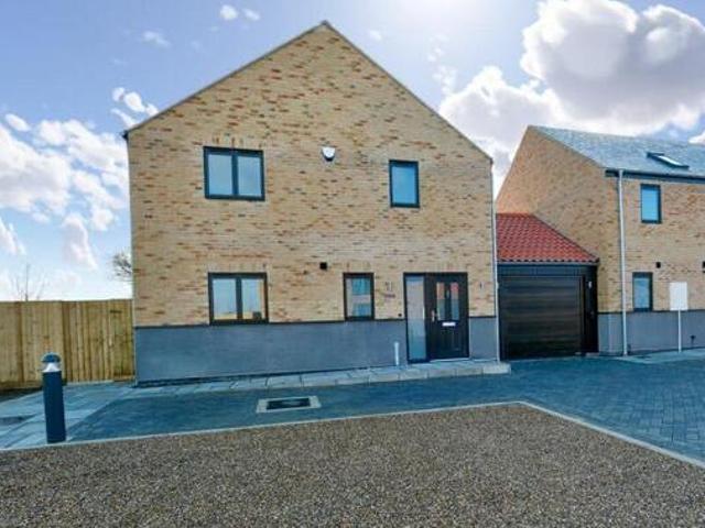 Manor Farm, Wennington, 4 Bedroom Link