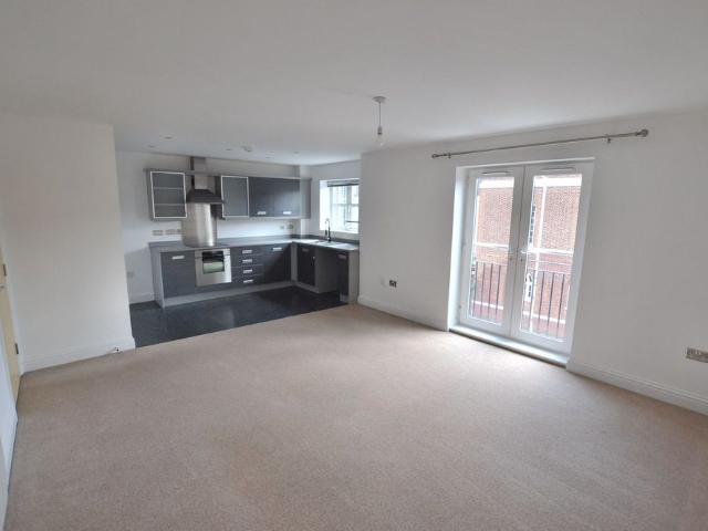 Manor Gardens Close, Loughborough, Le11