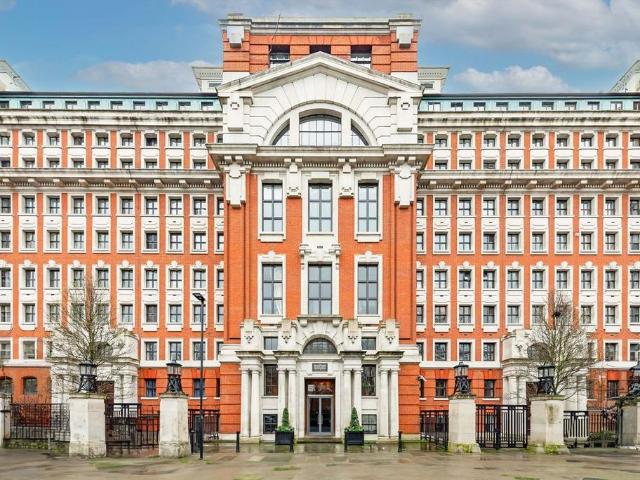 Manor Gardens, London N7 2 bed flat to rent £2,700 pcm £623 pw