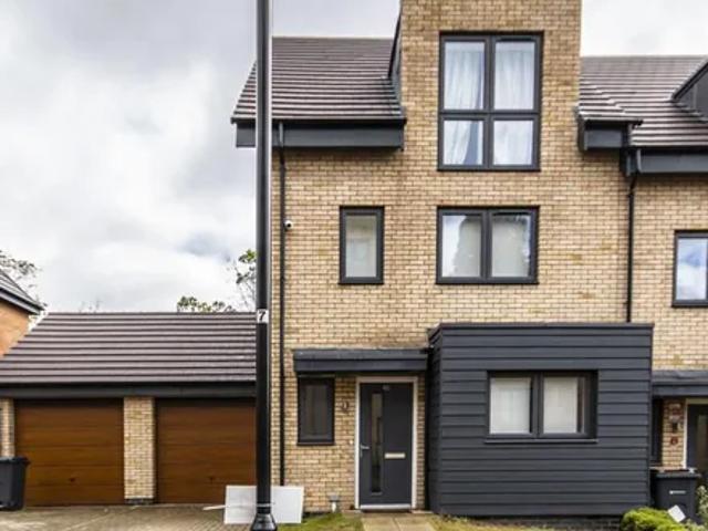 Manor House Drive, Birmingham, B31 2GL, United Kingdom | 3 bed duplex for rent #138776972 | Rentberry