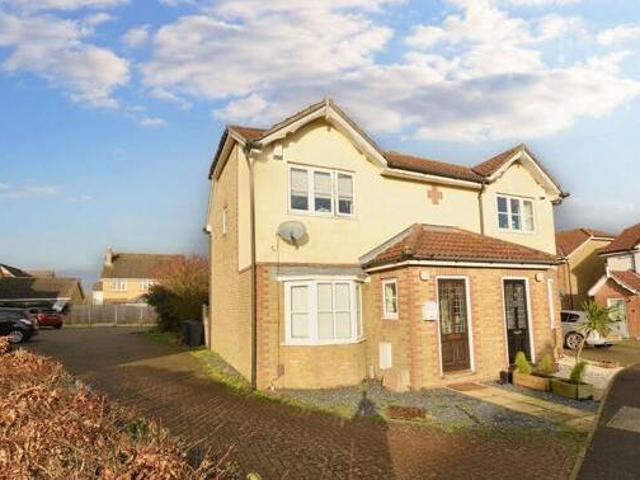 Manor House Drive, Kingsnorth, 3 Bedroom Semi detached