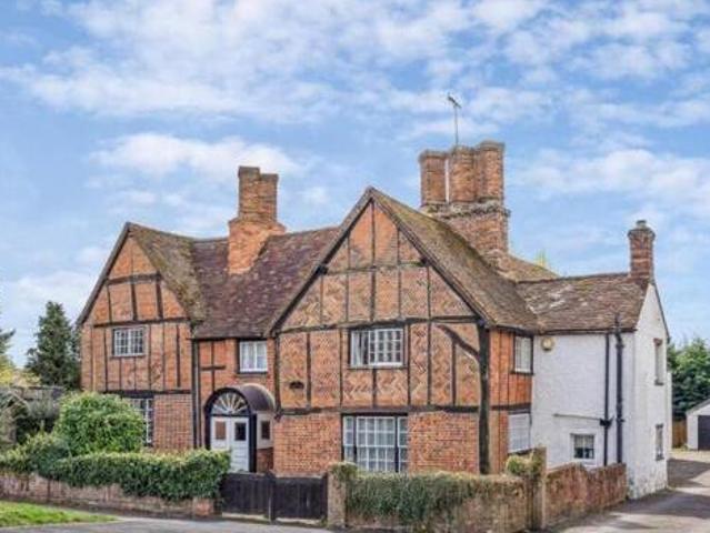 Manor House, High Street South, 6 Bedroom Detached