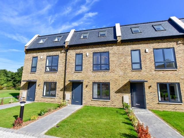 Manor Lane, Longfield DA3, 4 bed terraced house to rent, £2,250 pcm | PrimeLocation