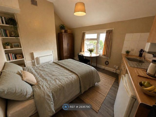 Manor Park, Bristol BS6, Room to rent, £750 pcm | PrimeLocation