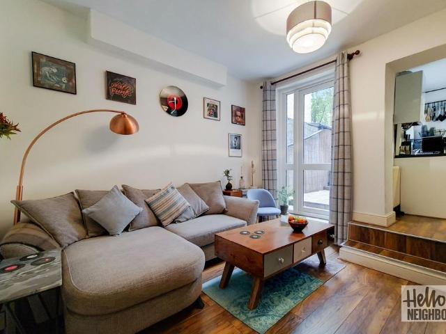 Manor Park Parade, London, SE13 1 bed apartment to rent £1,550 pcm £358 pw