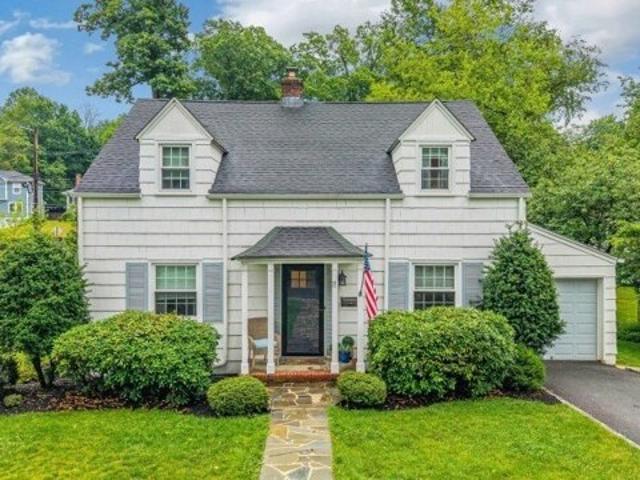 Manor Rd, Verona, Home For Sale
