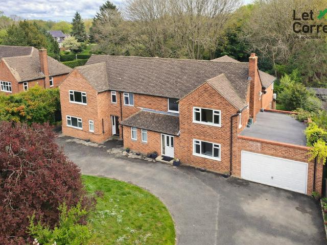 Manor Road, Maidenhead SL6 5 bed detached house to rent £5,000 pcm £1,154 pw