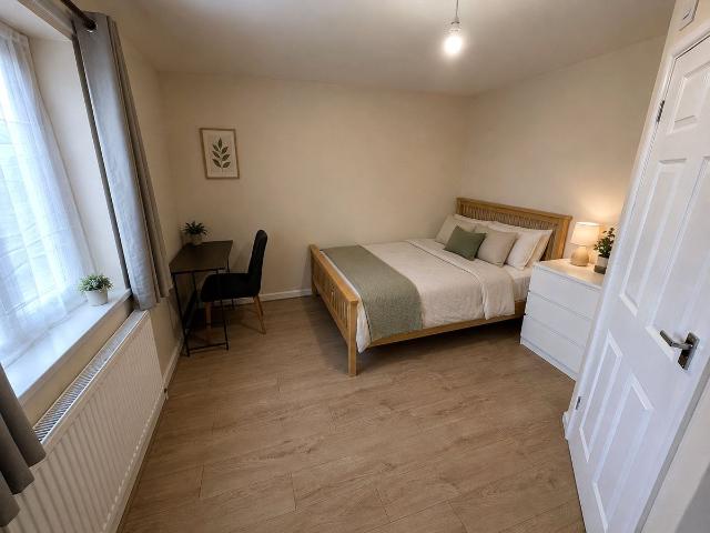 Manor Road, Arleston, Telford, Shropshire TF1, Room to rent, £650 pcm | PrimeLocation