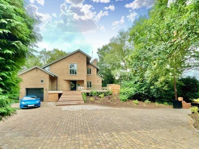 Manor Road, Baldwins Gate, 5 Bedroom Detached