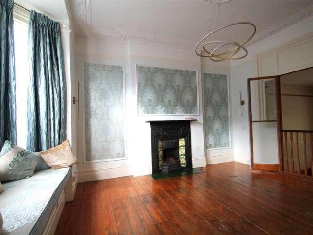 Manor Road, Barnet, EN5