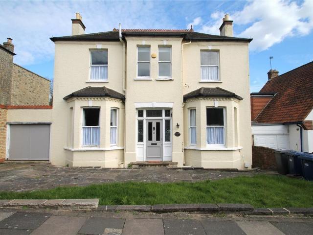 Manor Road, Barnet, EN5 5 bed house to rent £3,100 pcm £715 pw
