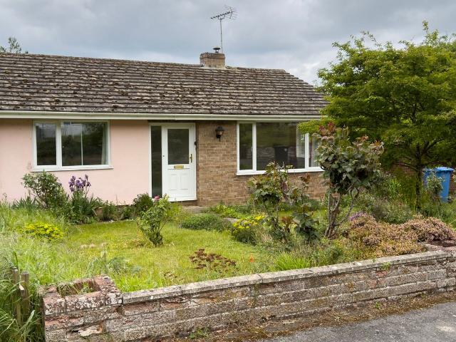 Manor Road, Bildeston IP7, 2 bed terraced bungalow to rent, £1,200 pcm | PrimeLocation