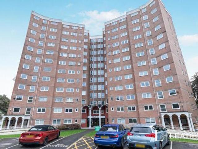 Manor Road, Bournemouth, 2 Bedroom Flat