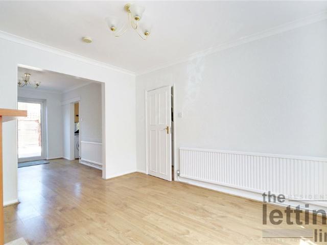 Manor Road, Enfield, Middlesex, EN2 0AR