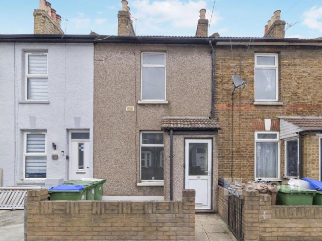 Manor Road, Erith DA8, 3 bed terraced house to rent, £1,800 pcm | PrimeLocation