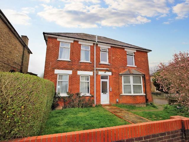 Manor Road, Guildford GU2, 1 bed flat to rent, £1,150 pcm | PrimeLocation
