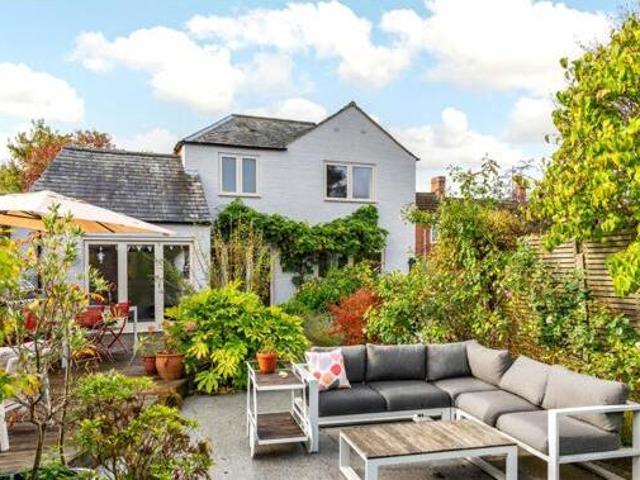 Manor Road, Grendon, 4 Bedroom Detached