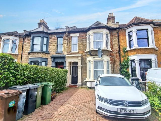 Manor Road, Leyton E10, 2 bed flat to rent, £1,750 pcm | PrimeLocation