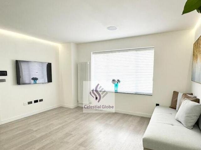 Manor Road, London, 1 Bedroom Flat