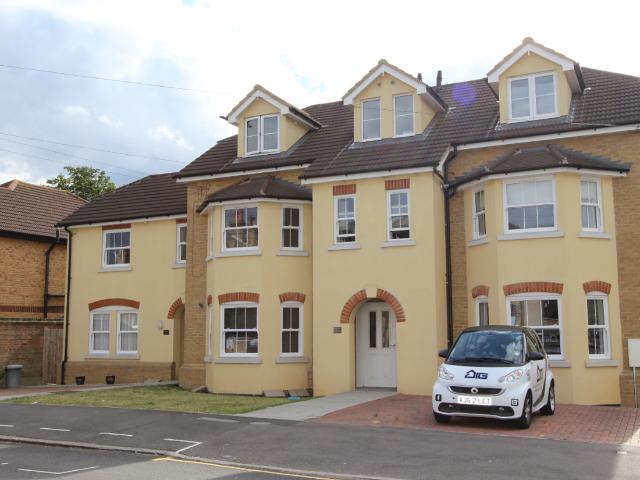 Manor Road, Romford Essex RM1, 2 bed flat to rent, £1,550 pcm | PrimeLocation