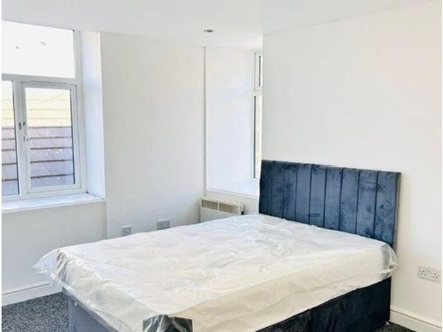 Manor Row, Bradford BD1, 1 bed flat to rent, £600 pcm | PrimeLocation
