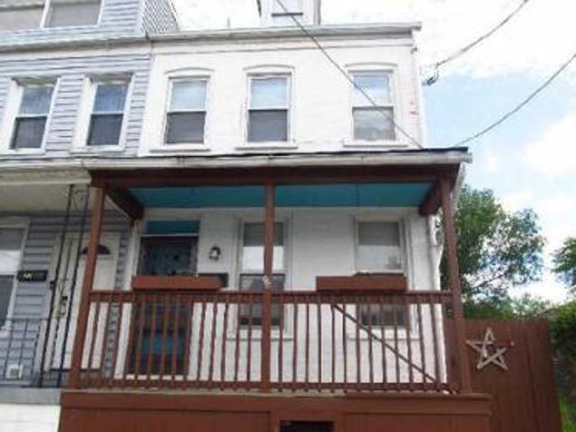 Manor St