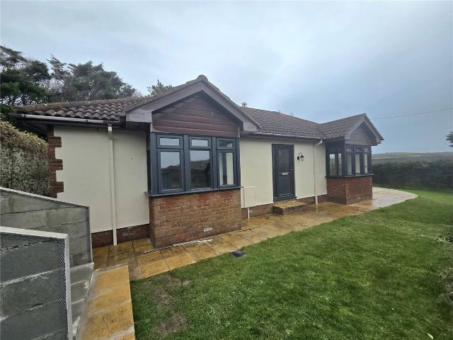 Manor Stables, Widemouth Bay, Bude, Cornwall EX23, 3 bed bungalow to rent, £1,400 pcm | PrimeLocation