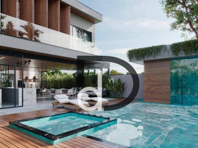 Mansão 5 suítes a 300m da praia a venda em Riviera de São Lourenço