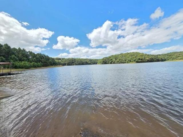 Mansão com Acesso Privado a Represa Em Ibiúna SP