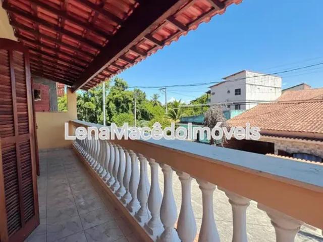 Mansão com Piscina/churrasqueira em Condominio