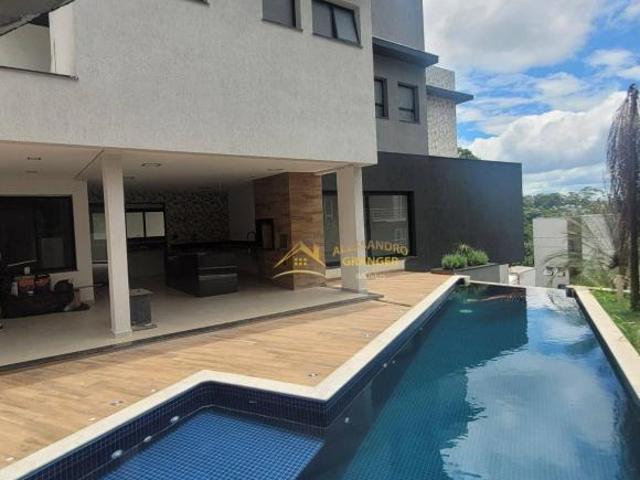 MANSÃO COM 4 SUÍTES E VISTA PARA A MATA NO CODOMINIO ARUA ECO PARK EM MOGI DAS CRUZES