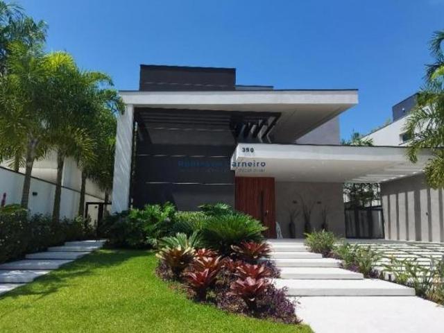 Mansão à venda com 6 suítes, totalmente mobiliada e decorada, com 690m²