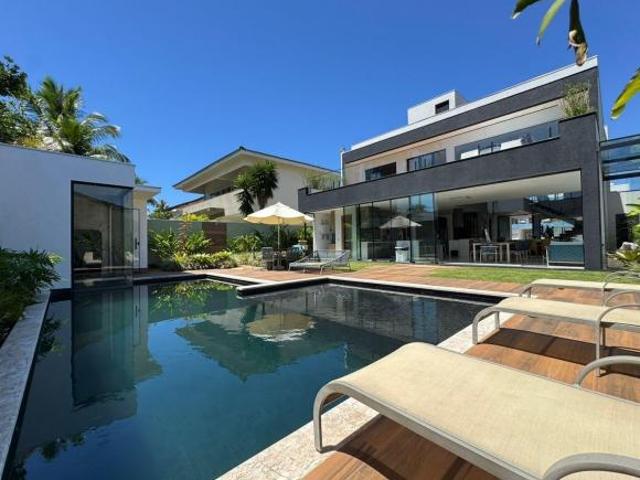 Mansão à Venda, Jardim Acapulco, Guarujá, SP