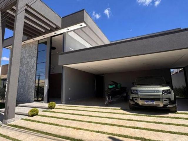 Mansão de Altíssimo Padrão à Venda em Vicente Pires – Rua 10