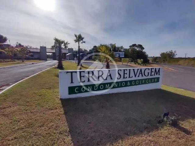 Mansão em condomínio com Golf Club