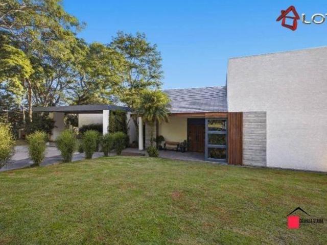 Mansão espetacular a venda na Granja Viana