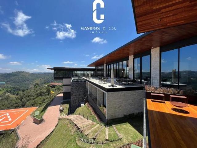 Mansão Mais completa de Campos do Jordão em Condominio