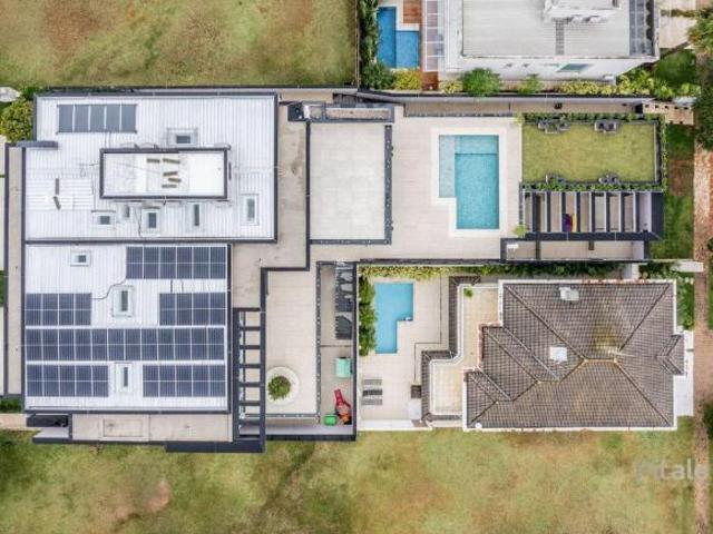 Mansão Nova, Moderna e Imponente no Gênesis 1 – Alto Luxo, Porteira Fechada!