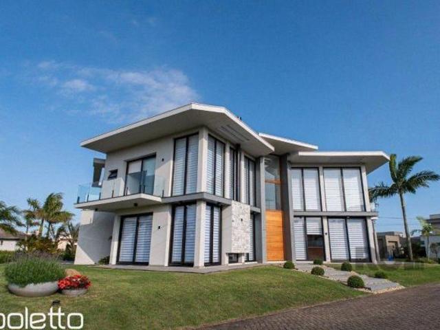 Mansão no Ocean Side para Comprar com 562,80m²