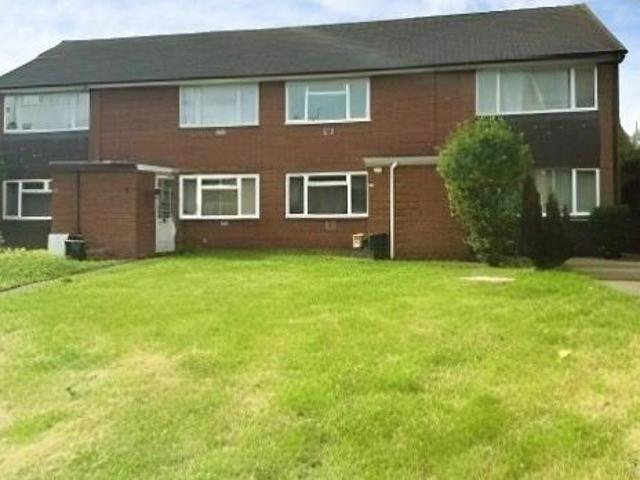 Manse Close, Harlington, Hayes, UB3 2 bed flat to rent £1,600 pcm £369 pw