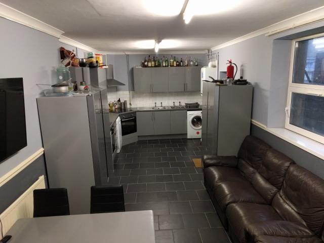 Mansel Street, City Centre, Swansea SA1 5SQ StudentDigz Ltd