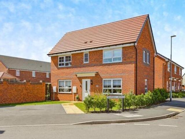 Mansell Avenue, Fradley, 3 Bedroom Detached