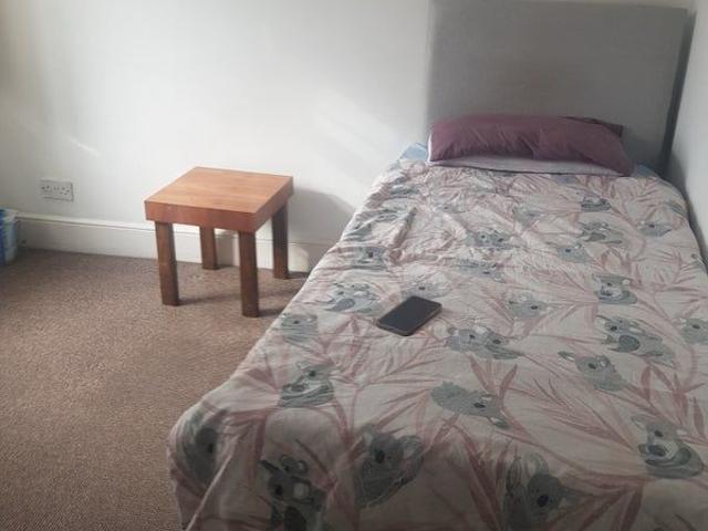 Mansell Road, Greenford UB6, Room to rent, £590 pcm | PrimeLocation
