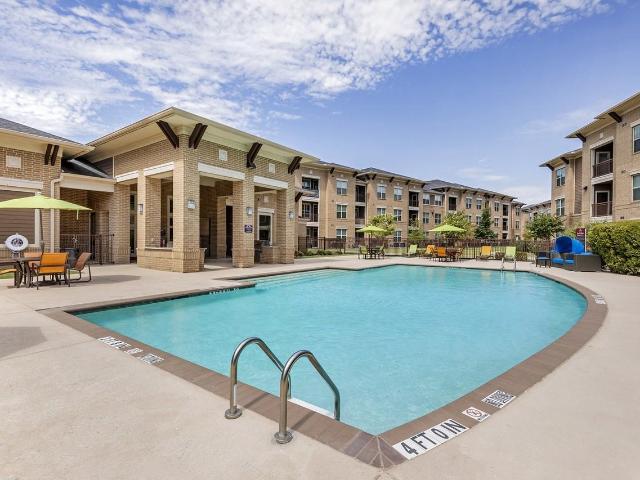 Mansfield on the Green Apartments 2 Bedroom Apartment for Rent at 250 N State Highway 360, Mansfield, TX 76063