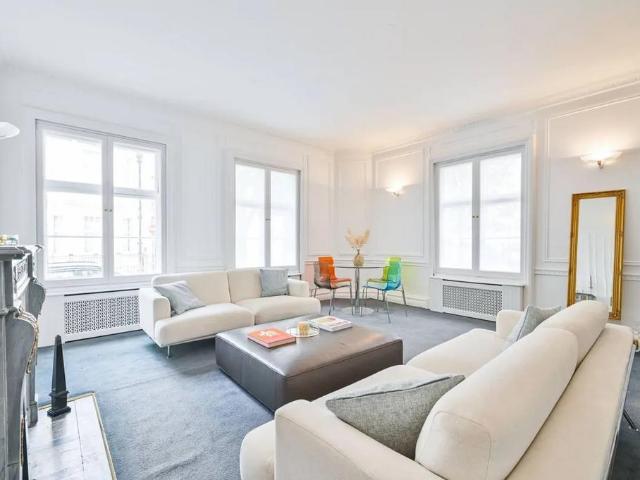 Mansfield Street, London W1G 2 bed flat to rent £4,550 pcm £1,050 pw